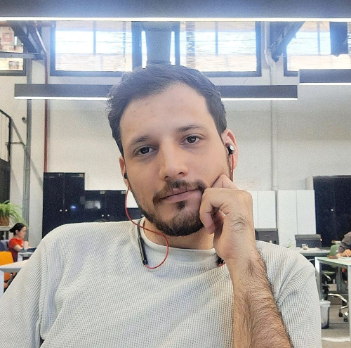 About Me - Alireza Roshanzamir